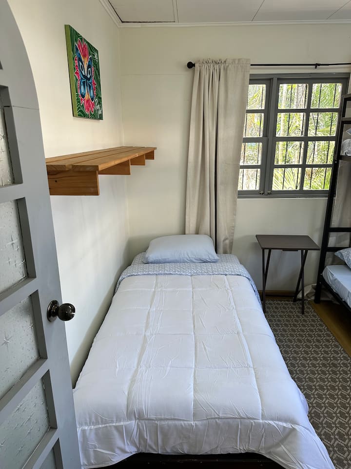 Casa Boulevard - Aserri Room - Triple Room - San José