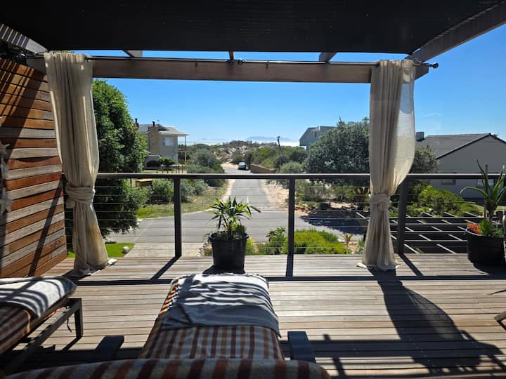 Coastal Ocean View Penthouse With Pool - Pringle Bay