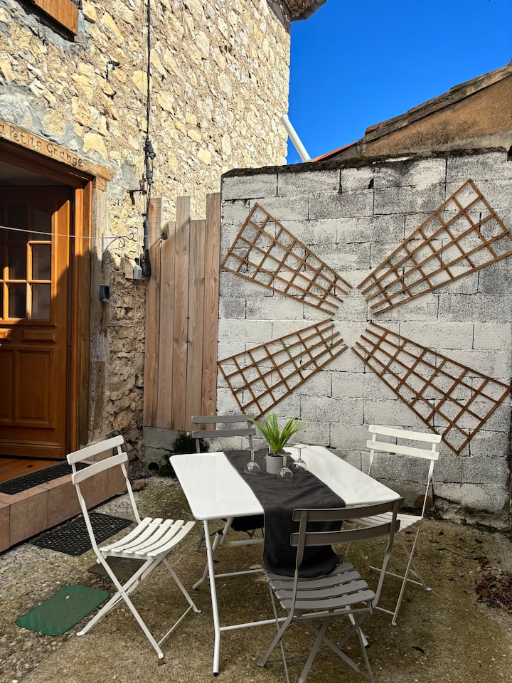 Comfortable House Near Lake - Montbel