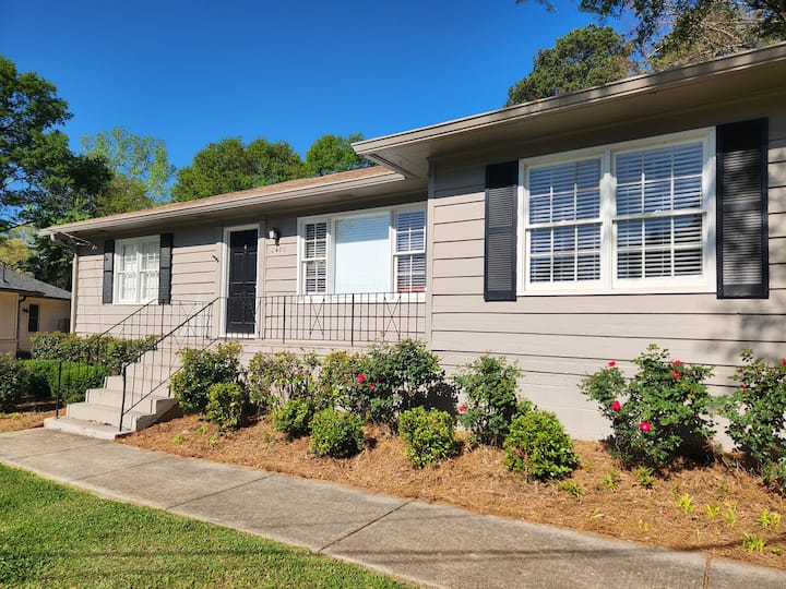 Pasadena Place. Spacious 3-2 Near Braves Park - Marietta