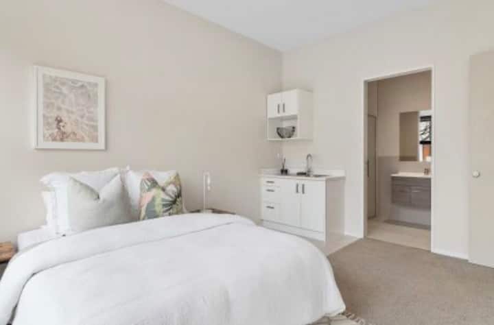 Hobsonville Studio Apartment - Riverhead