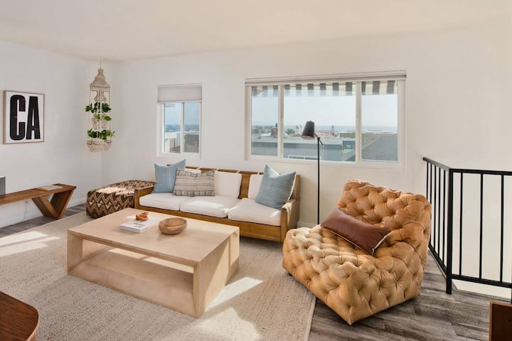 Stylish Bungalow Steps To Sand & Downtown Mb - Los Angeles, CA