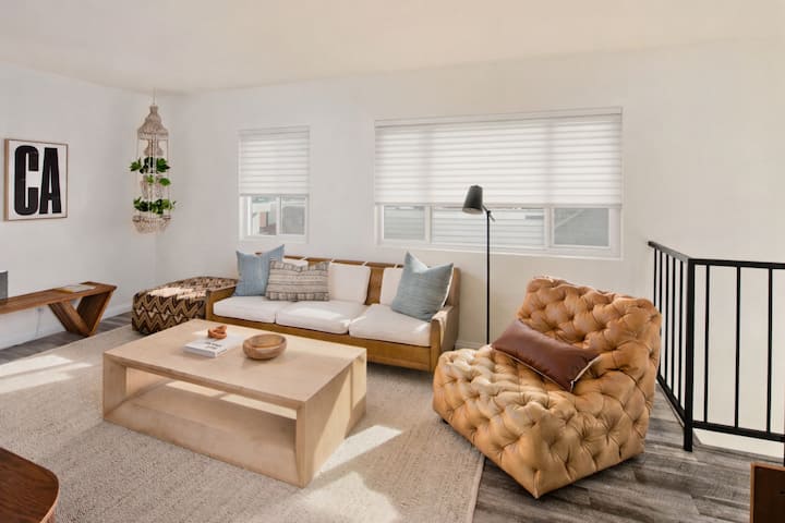 Stylish Bungalow Steps To Sand & Downtown Mb - Los Angeles, CA