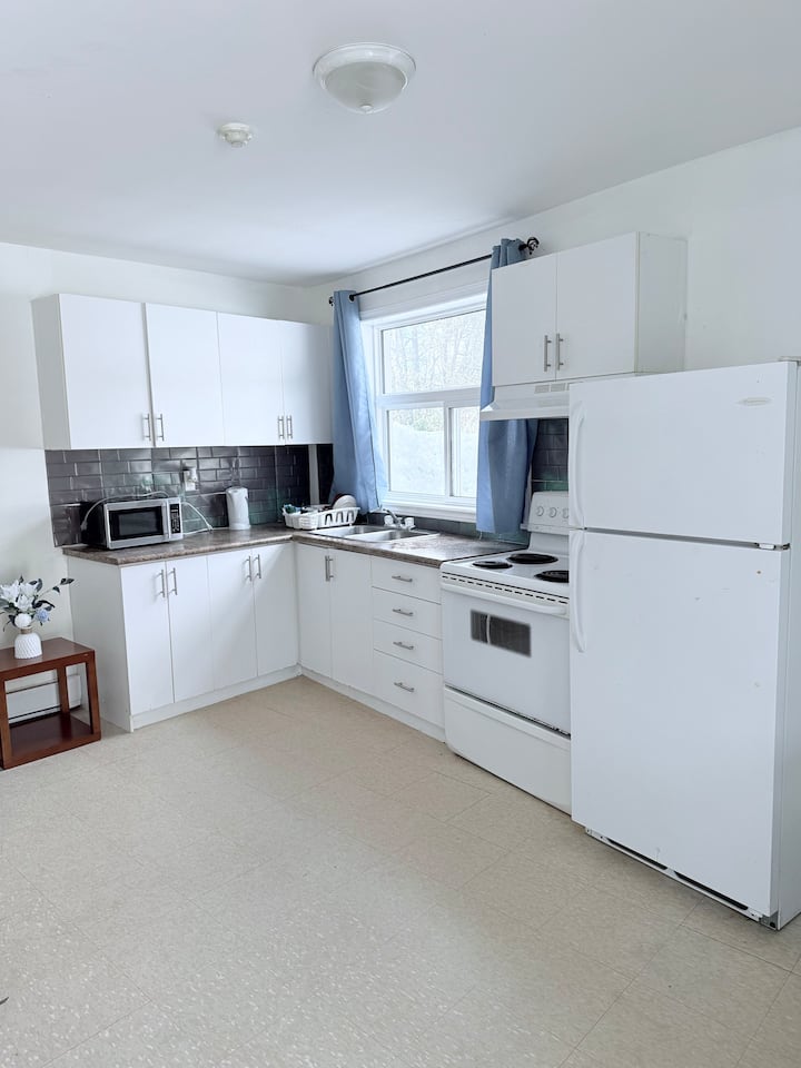 One Bedroom Apartment - Gravenhurst