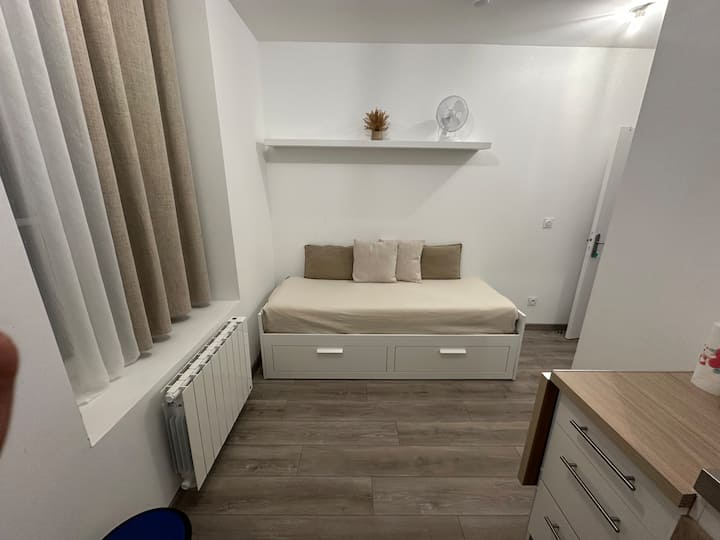 Studio Moderne Face à La Gare - Nevers