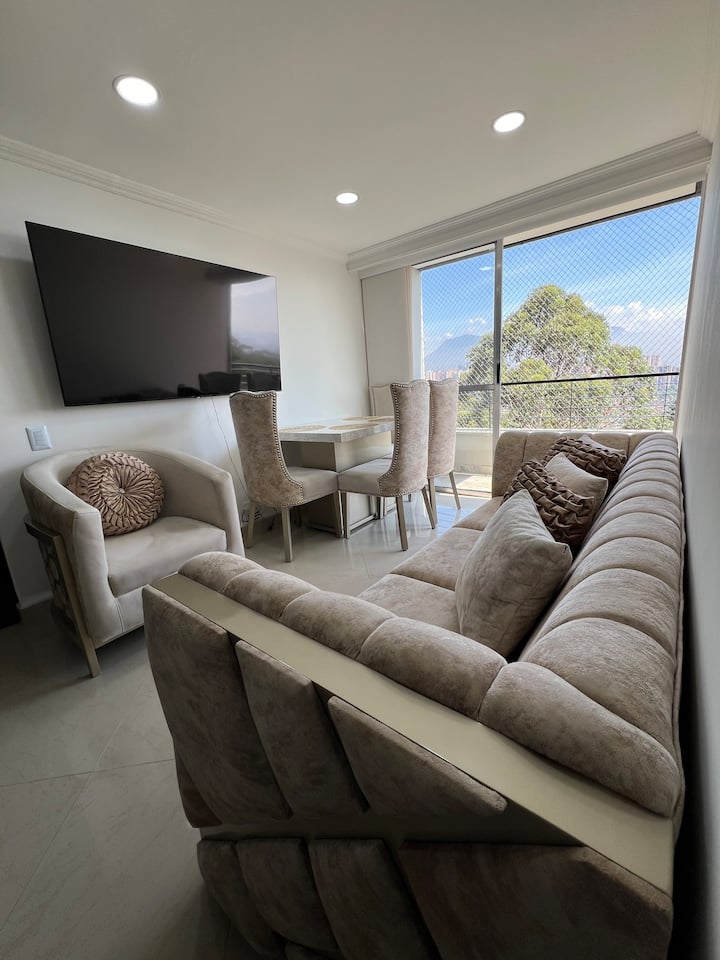 Lux 3 Bedroom Apartment - Colombia