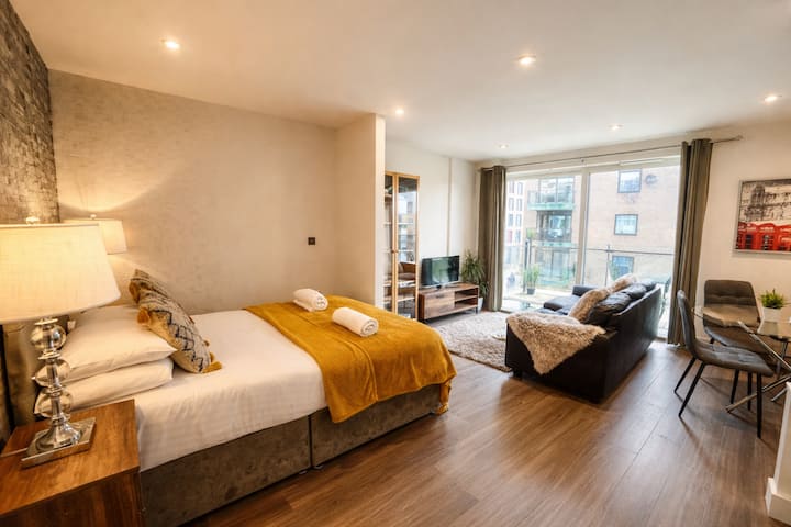 Orangetree Apartment W/ Balcony By Train Station - Cambridge