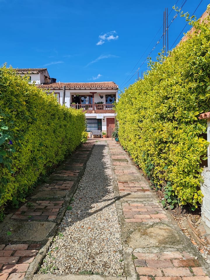 Recarga Energías En Un Lugar Colonial Bien Ubicado - Villa de Leyva