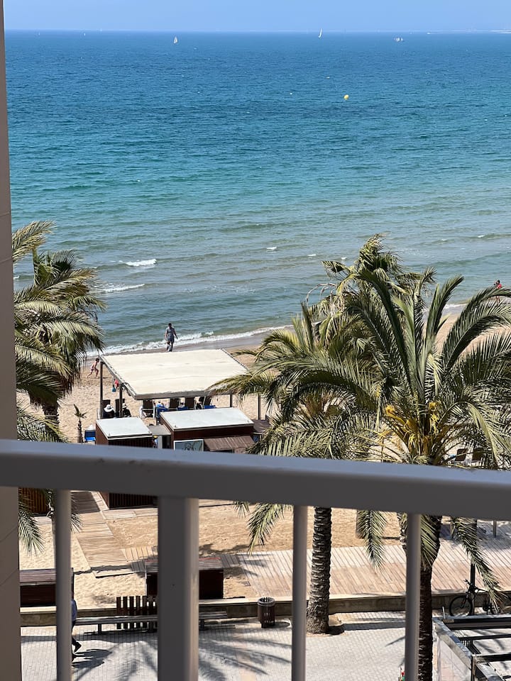 Beachview Apartment In Salou - 6p! - La Pineda