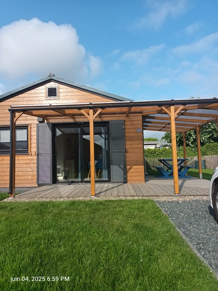 Chalet à Proximité De L'océan - Lesconil