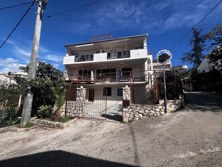 Apartman Leila 3d - Trogir