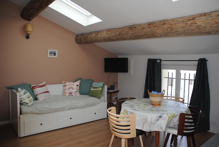 Appartement Cosy Refait à Neuf - Malaucène
