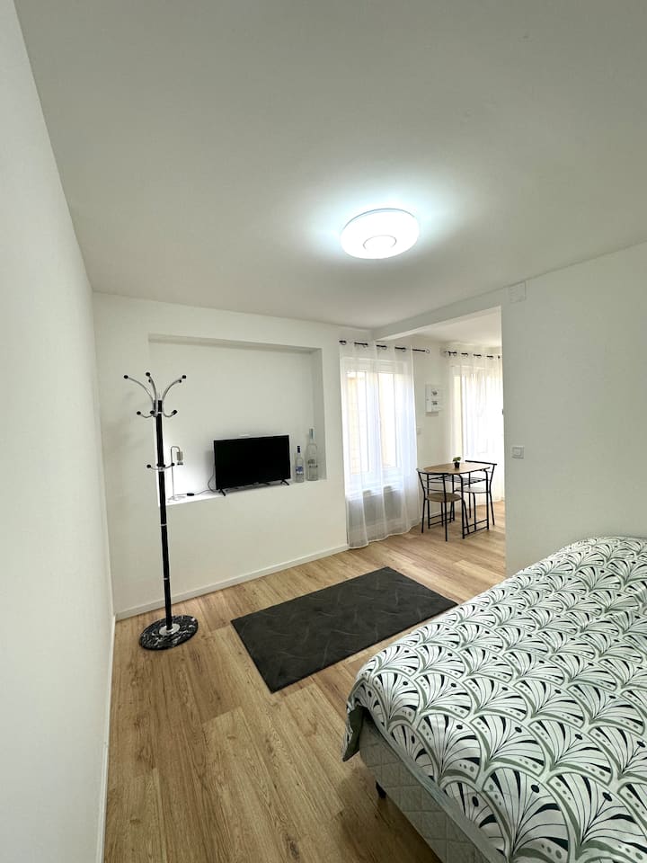 Proximité Centre-ville D’epernay - Épernay