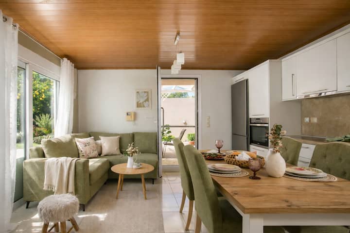 Sea Breeze & Nature Exclusive Villa With Hot Pool - Islas de Rodas