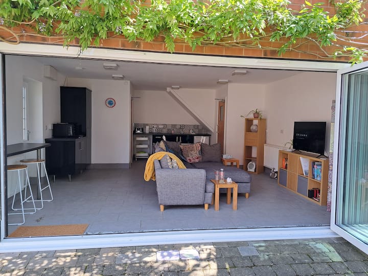 The Annexe At Sandhurst - Sherwood Forest