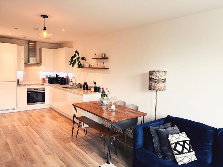 Your Cosy Home Away From Home In Battersea - 1 Bed - Chelsea