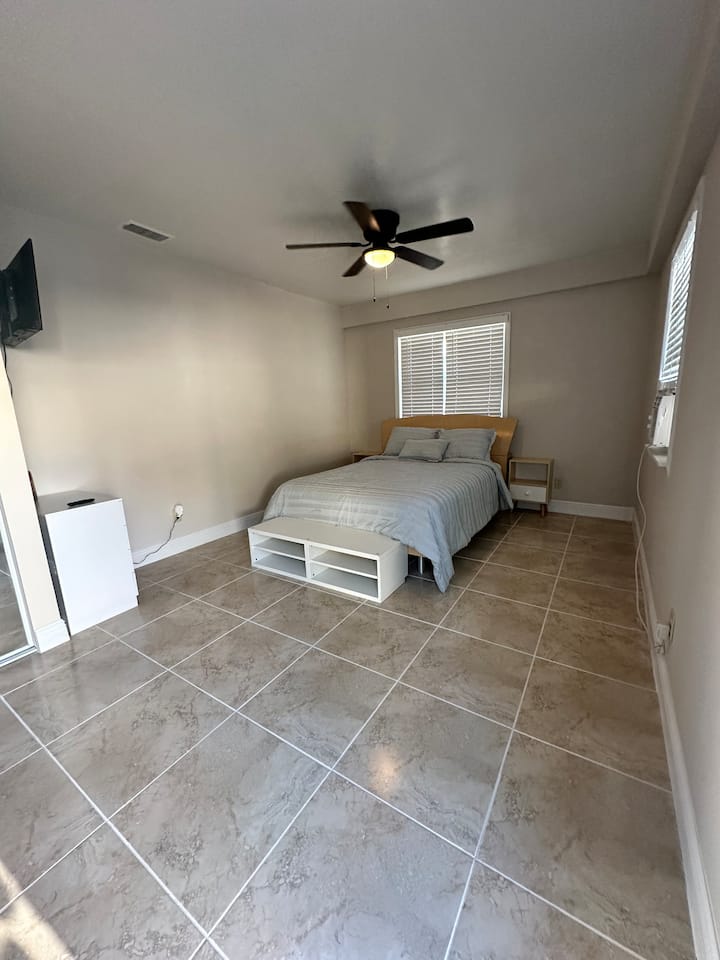 America’s Cozy Stay - Spring Hill, FL