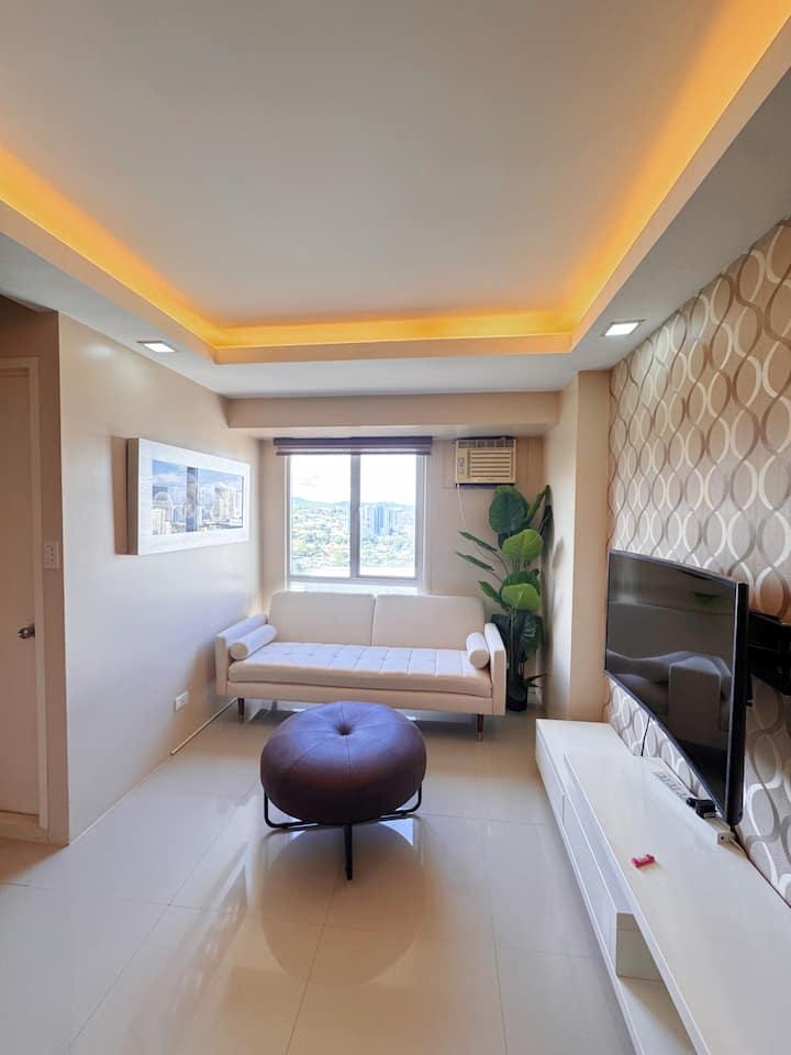One Bedroom Condo In The Heart Of Cebu- It Park - Cebu City