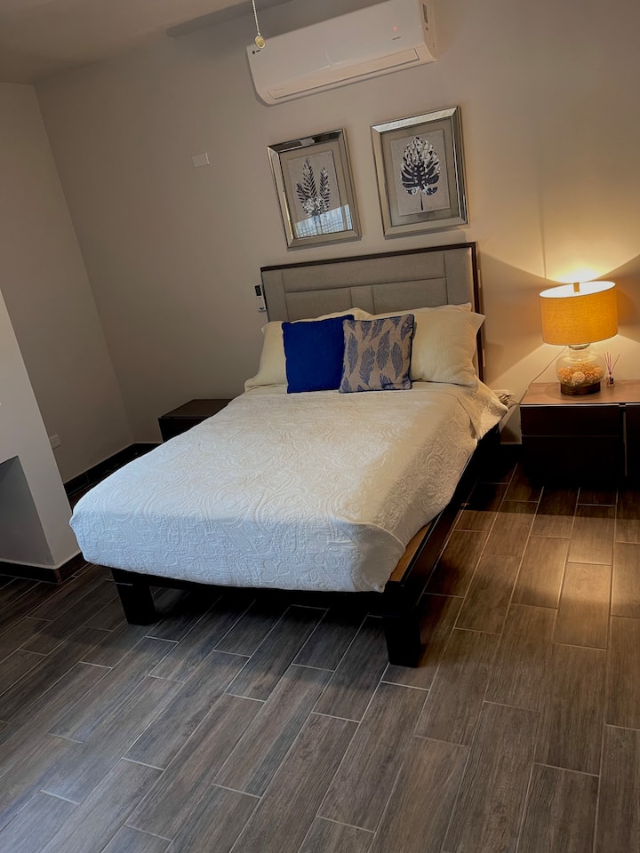 Sección Divina Una Casa Con Espacios Definidos - La Paz