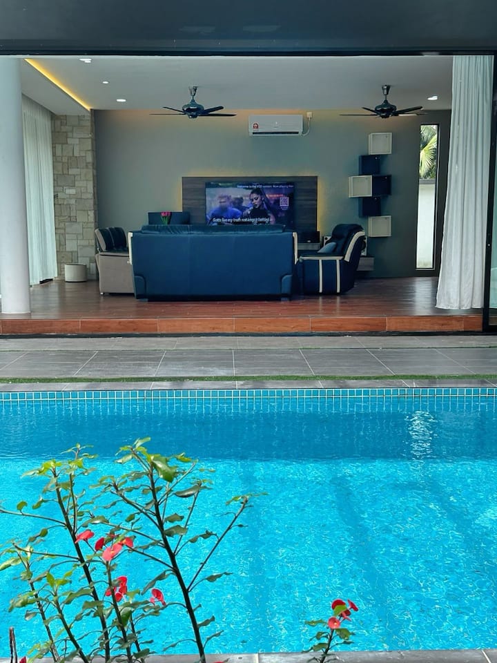 Countryside Villa Pool - Pekan Nanas