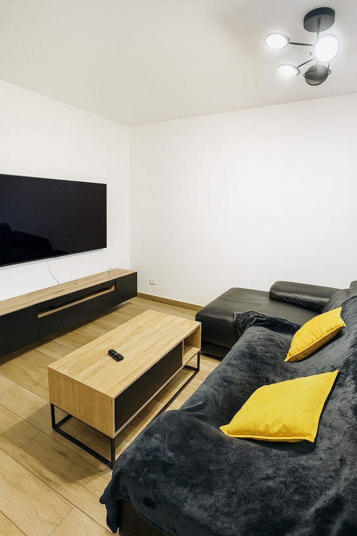 T2 Climatisé, Terrasse, Box – Eurexpo/groupama - Vaulx-en-Velin