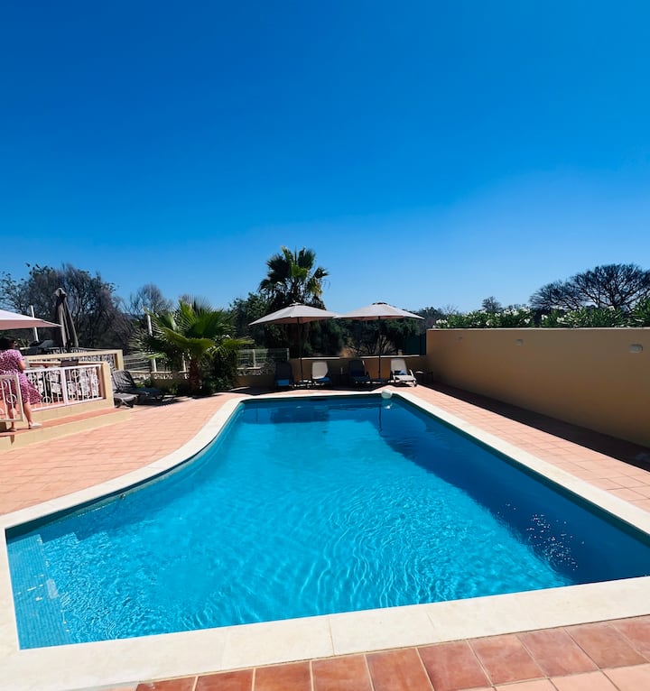Secure, Private Villa, Quinta Do Lago. Large Pool - Almancil