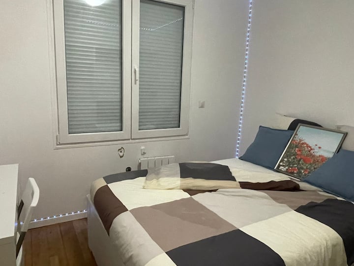 Chambre à Louer Dans Une Maison De 5 Chambres. - Mitry-Mory