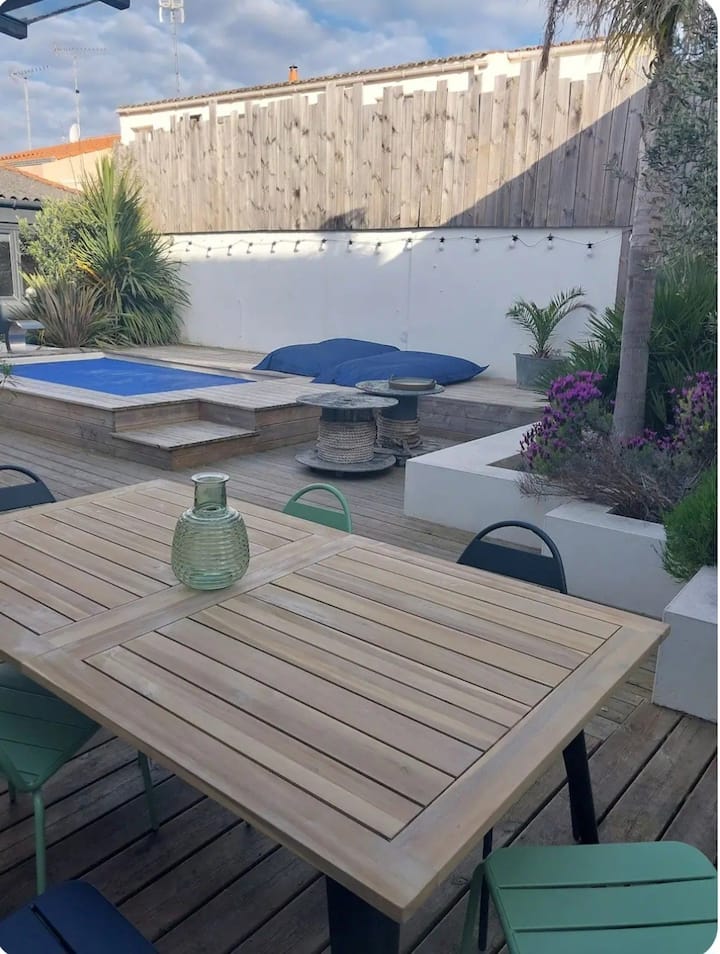 Maison Centre De Chaume Avec Piscine - Les Sables-d'Olonne