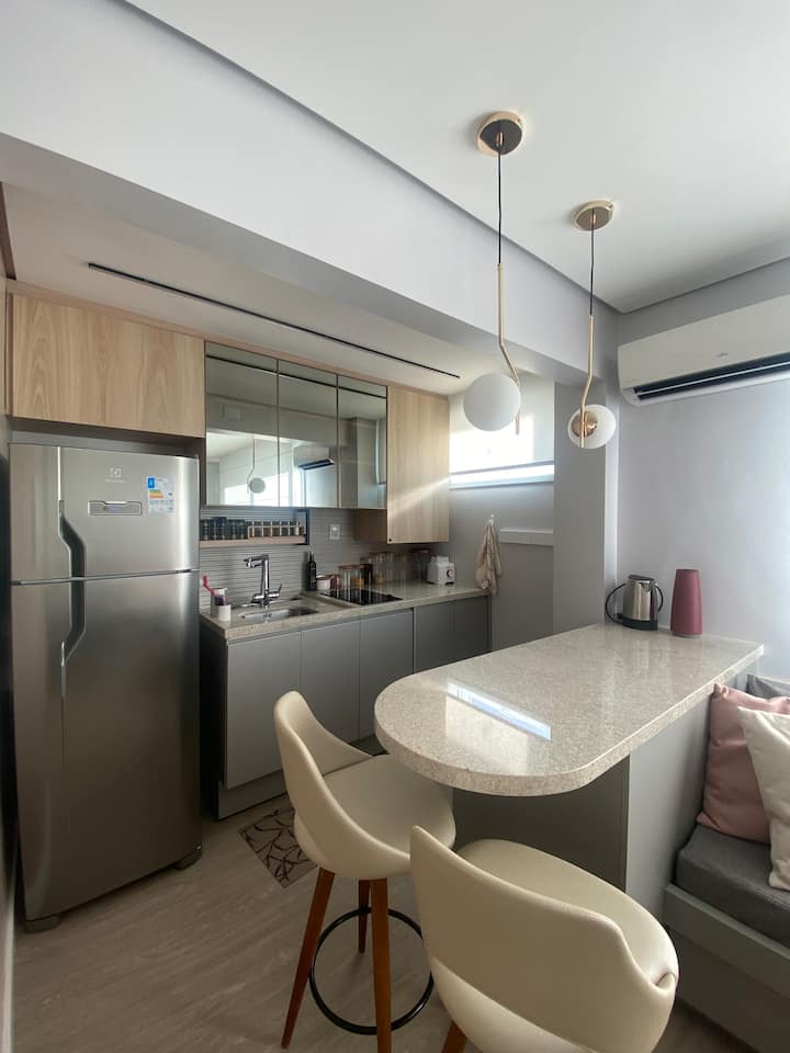 Loft De Alto Padrão Bem Localizado - Porto
