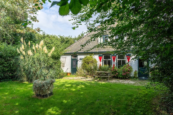 Voorhuis In 'T Piepelcke'; Get-away Op Texel - De Koog