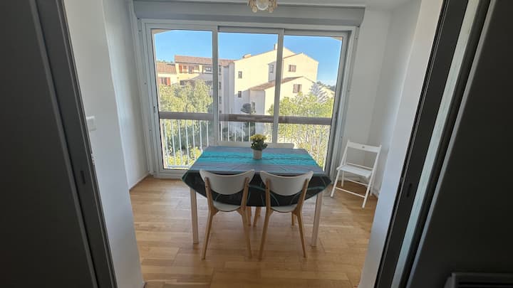 F2 Avec Piscine. - Sanary-sur-Mer