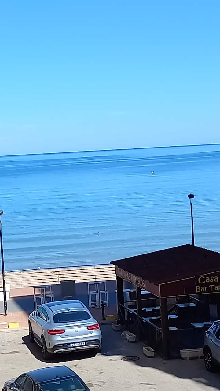 Vistas Al Mar Y Luminoso. - El Perellonet