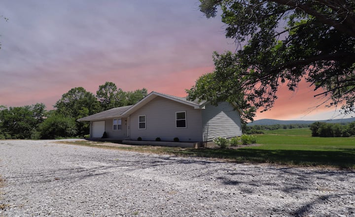 Private Retreat - 9 Miles From Garden Of The Gods - Ridgway, IL