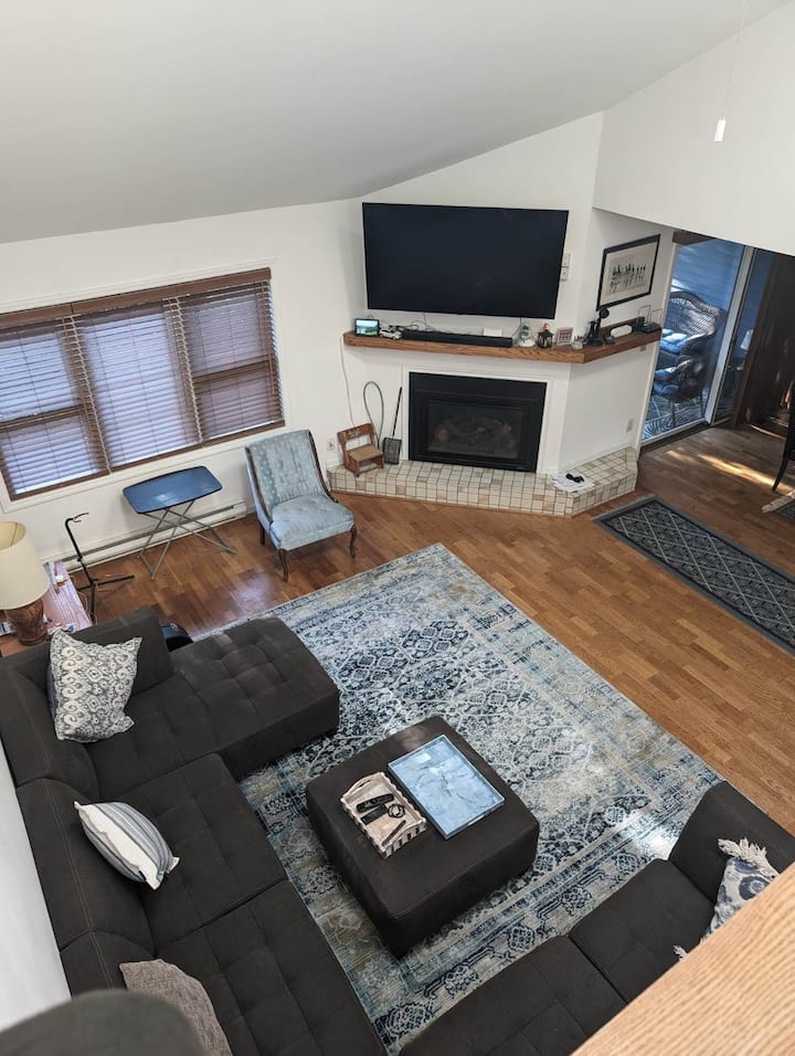 Comfy Home 10 Mins To Track For Belmont Weekend! - Saratoga Springs, NY