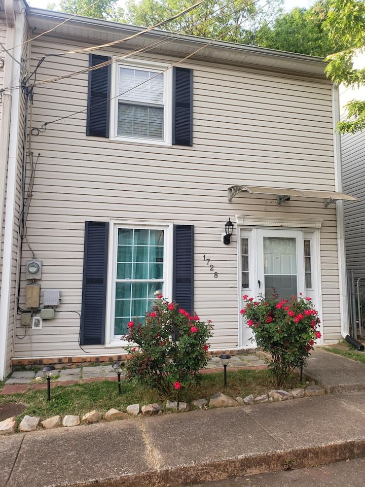 Townhouse Near Uab/ Hospitals - Birmingham, AL