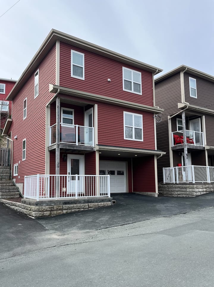 Lot & Les Inn - St. John's