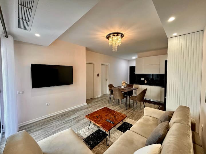 Luxury Apartment Right By The Sea - Vlorë