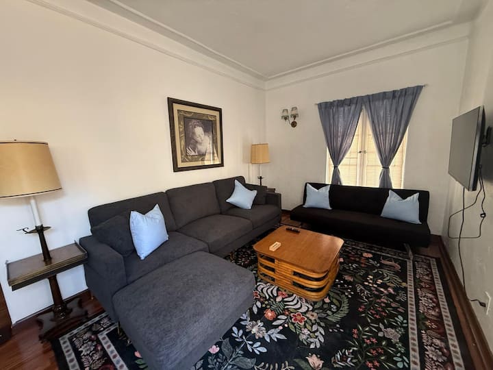 Bh 2br #4 – Walk To Rodeo | Near Cedars & Ucla - Beverly Hills