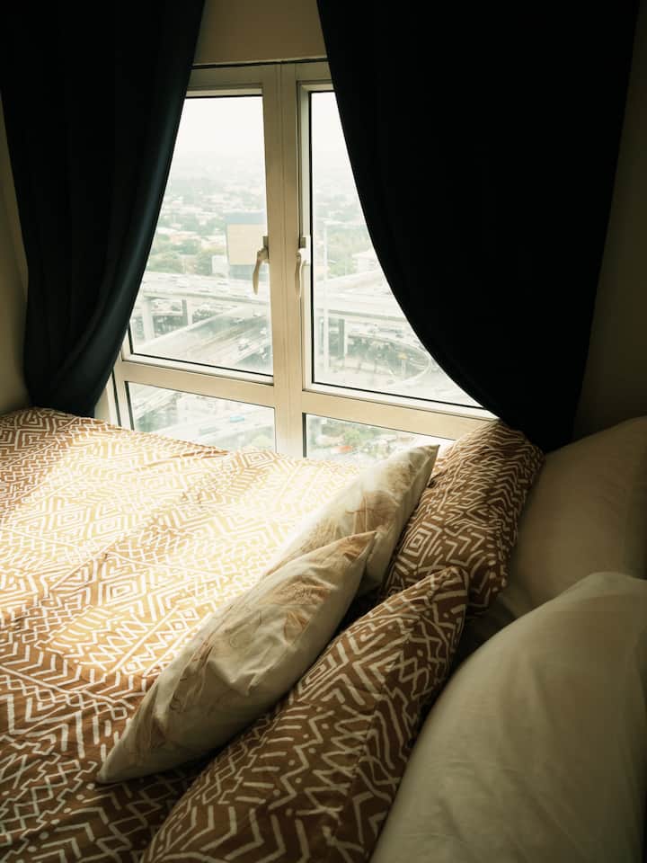 Cozy 1br Condo Along Edsa Makati Near Naia - Makati