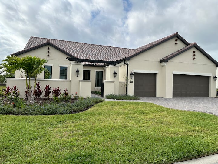 Gated Community - Myakka River State Park, Sarasota