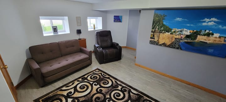 Garden Unit (Basement). Near O'hare - Chicago, IL
