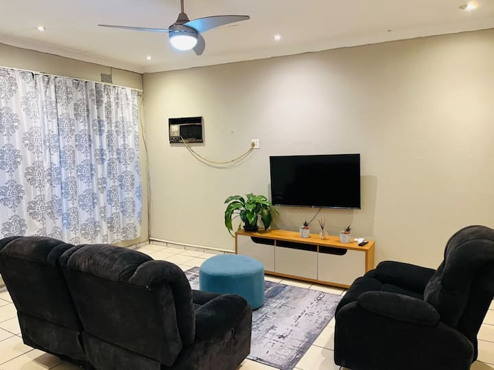 Matsheko Bush Home - Phalaborwa