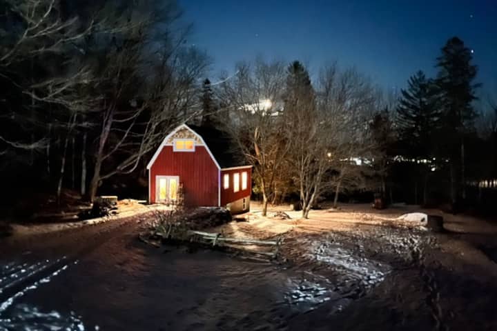 Cozy Barn Retreat Near St. Lawrence River - Lansdowne