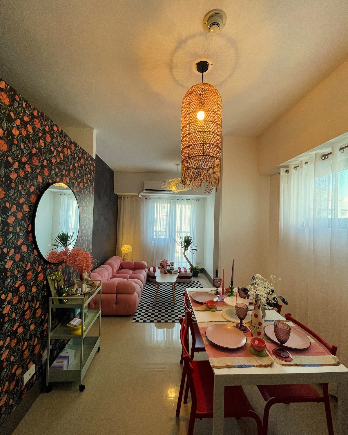 Pretty & Pink condo near MRT Shaw & Megamall - Apartments for Rent in ...