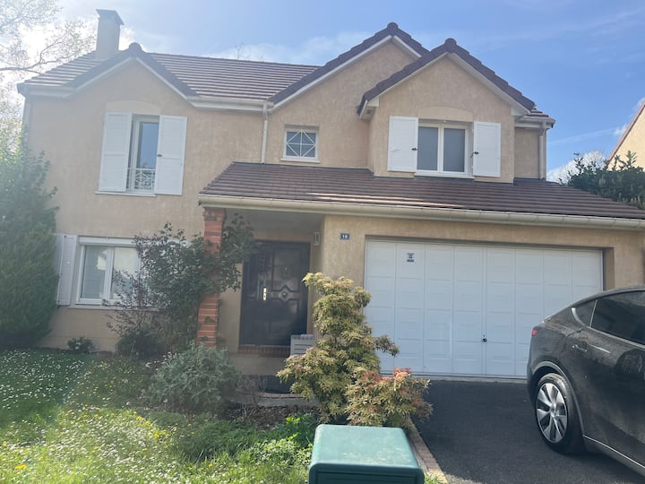 Maison Avec Jardin Pour Les Jo Et Disney - Pontault-Combault