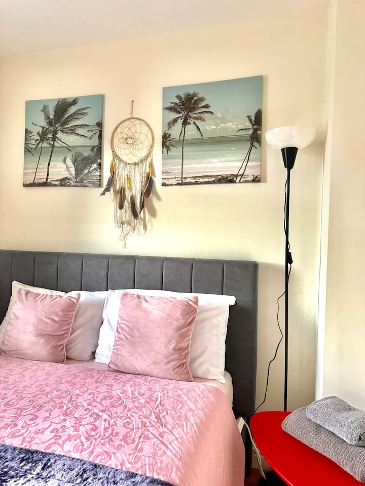 Private Room With Shared Bathroom - Malahide