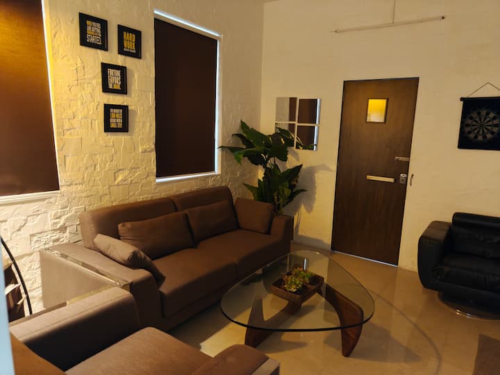 Cool And Awesome Stay - Mumbai