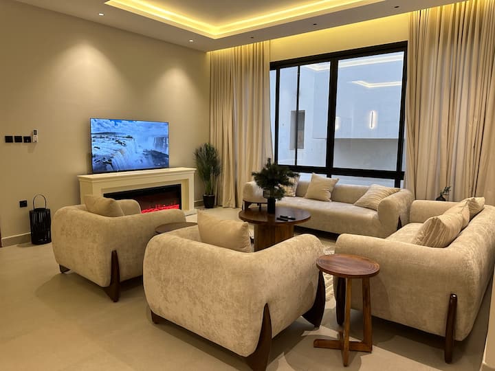 Tranquil Haven Townhouse 2br - Riyadh