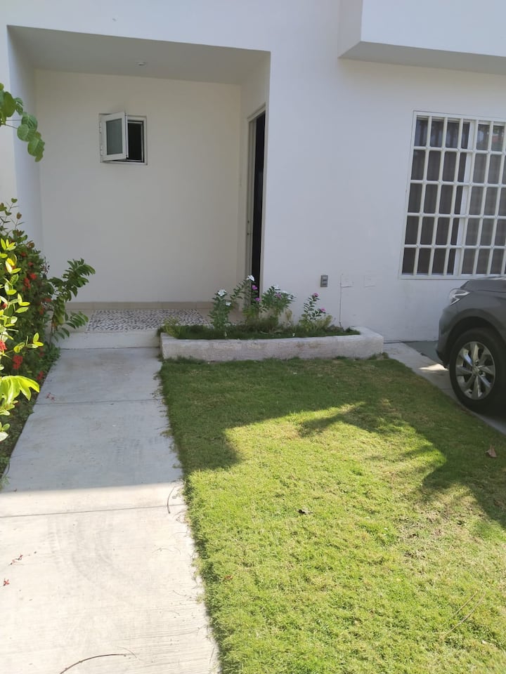 Residencia Completa - Zihuatanejo