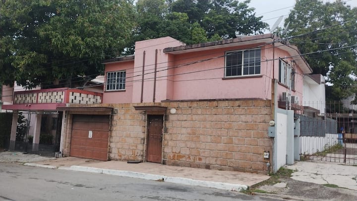 Preciosa Casa Muy Bien Ubicada. - Tampico